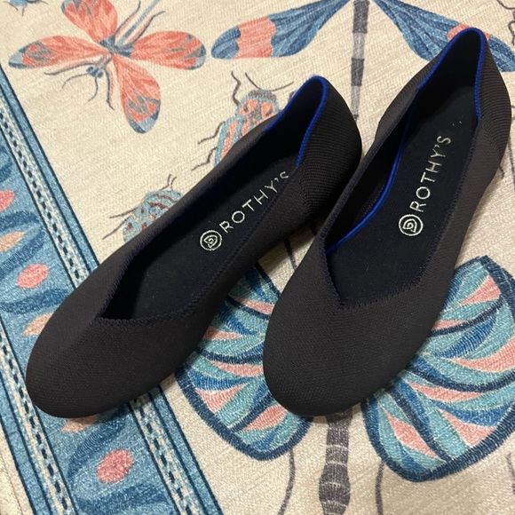 Rothy's | Shoes | Rothys Size 5 Black Flats | Poshmark